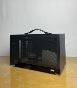 Vỏ case máy tính Mini ITX Shiny Snake S400 - Đen - Pcngon