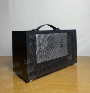 Vỏ case máy tính Mini ITX Shiny Snake S400 - Đen - Pcngon