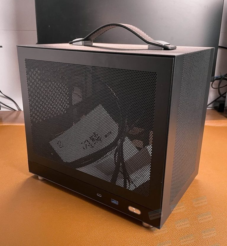 Vỏ case máy tính Mini ITX Shiny Snake G200 - Đen - Pcngon