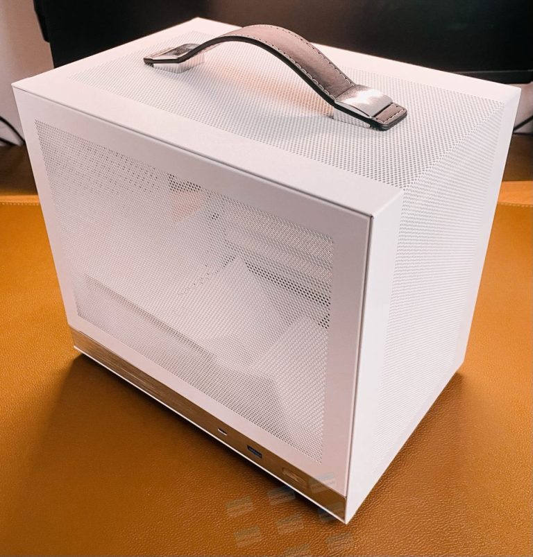 Vỏ case máy tính Mini ITX Shiny Snake G200 - Trắng - Pcngon